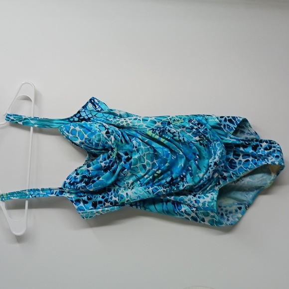 Miraclesuit | Swim | Miraclesuit Various Blues And Green Print Onepiece ...
